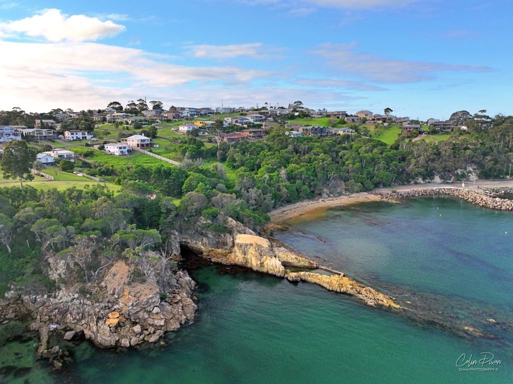 Eden Still Before the Tide - Love Eden .AU
